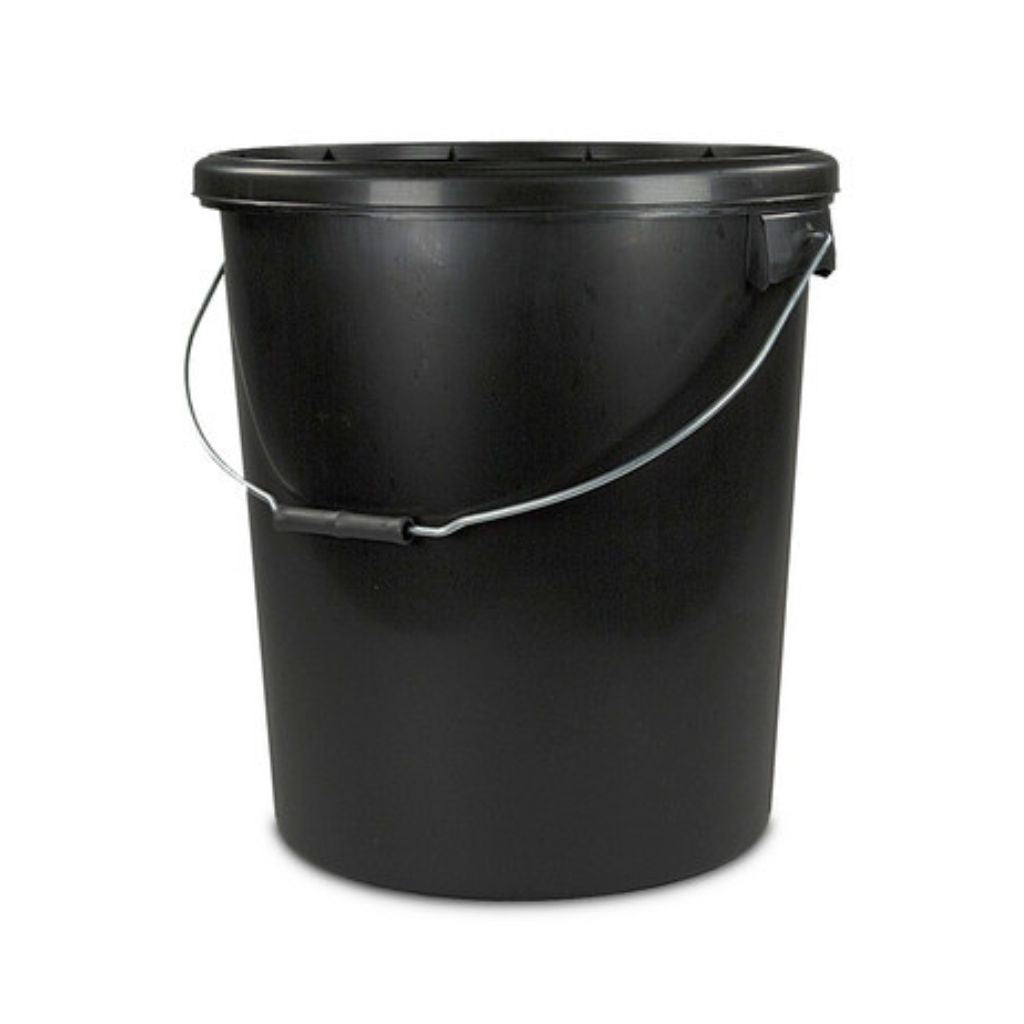 Water storage & jugs for Plant Feeding